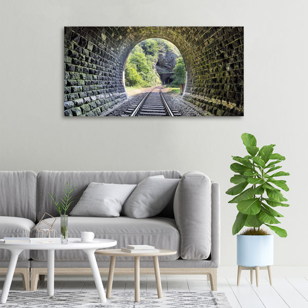 ModernMoments Eisenbahntunnel - Kunstdrucke auf Leinwand | Wayfair.de
